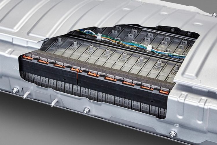 1.2 Milyon Dolarlık Toyota Pil Fabrikası - arabam.com